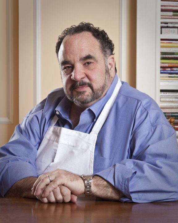 Steve Poses – Eat Up! Kitchen