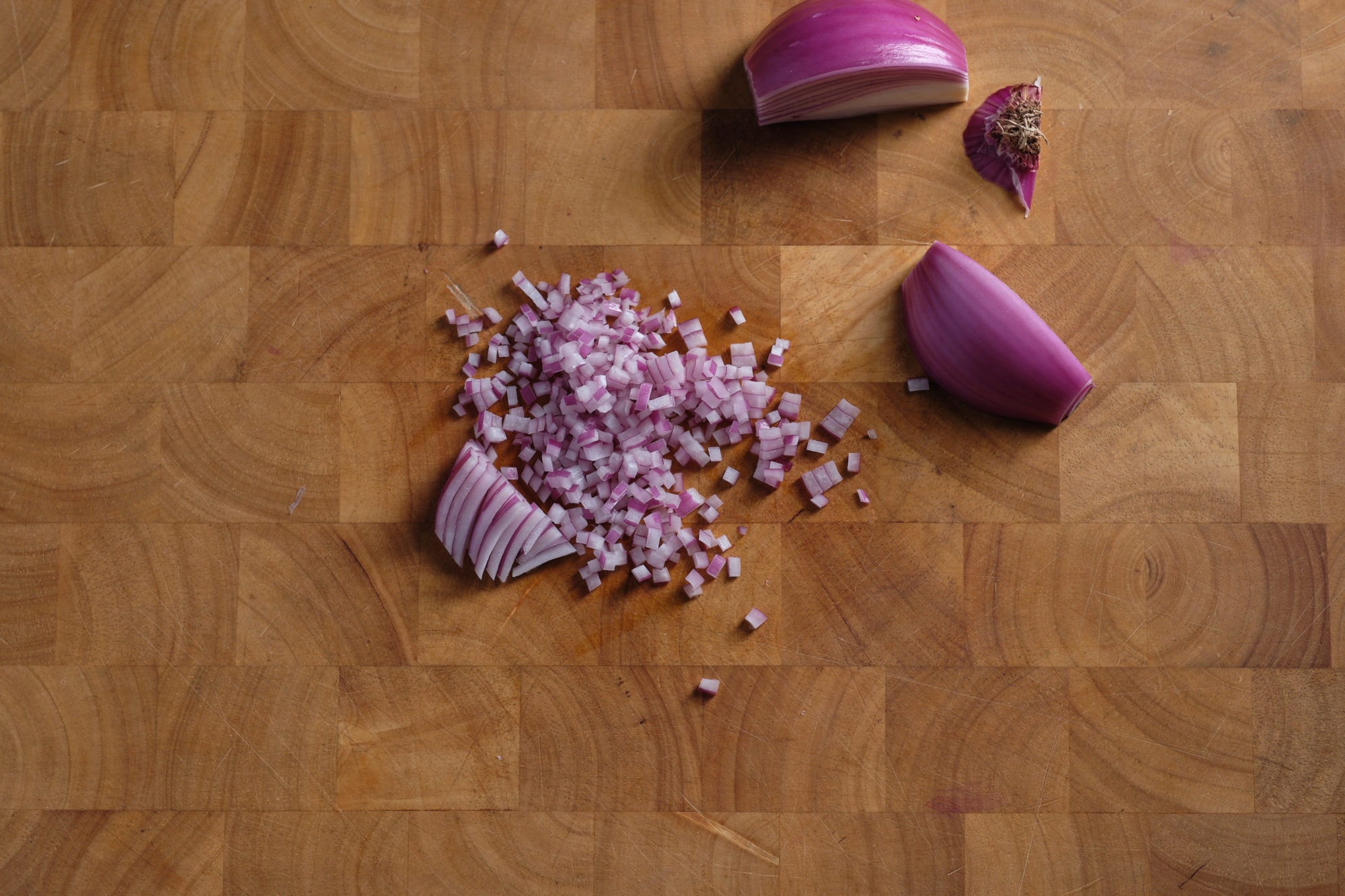 How To Cut An Onion – Eat Up! Kitchen