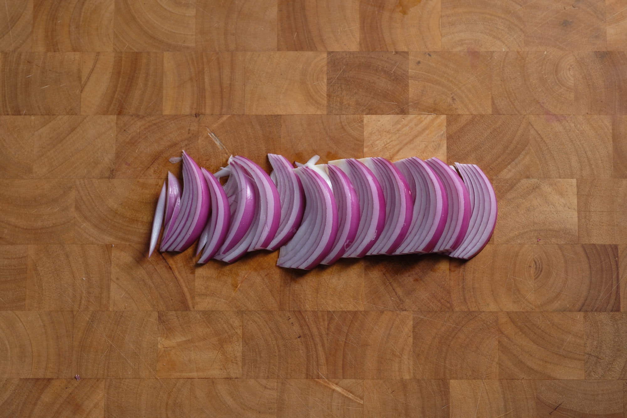 How To Cut An Onion – Eat Up! Kitchen