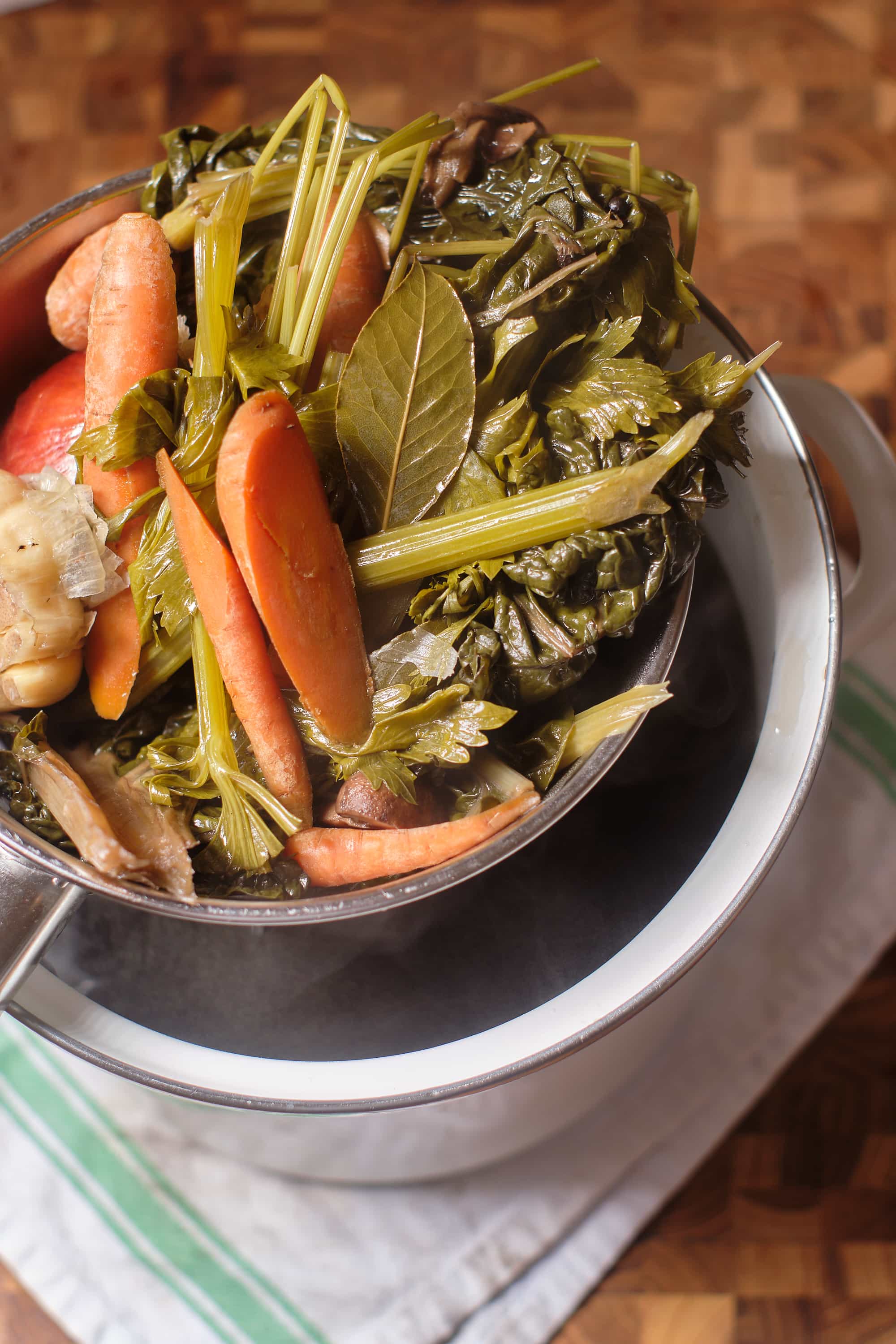 Homemade Vegetable Stock – Eat Up! Kitchen